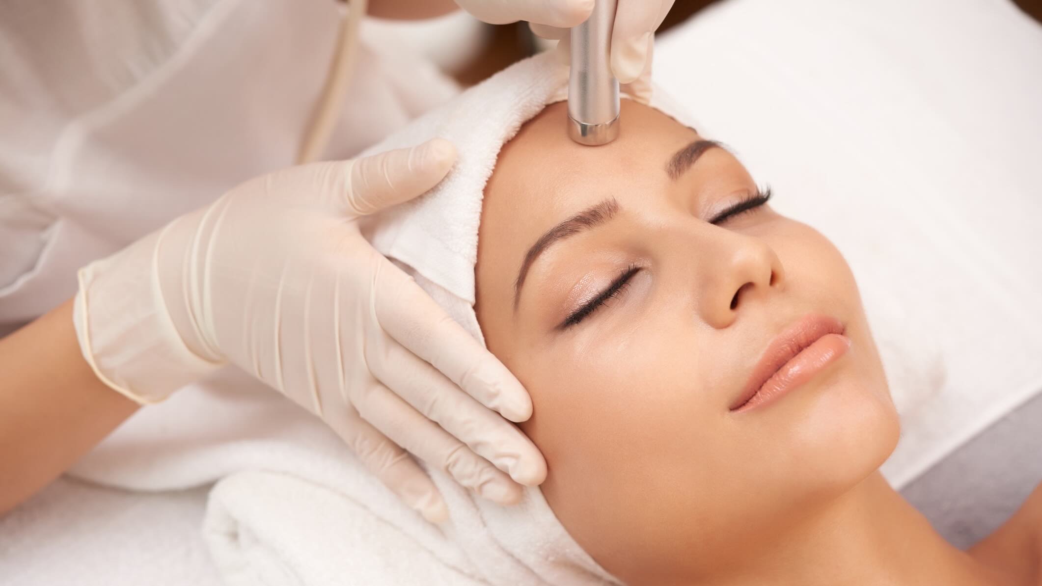 Microneedling Archives - April Marie Glow - Licensed Aesthetician ...